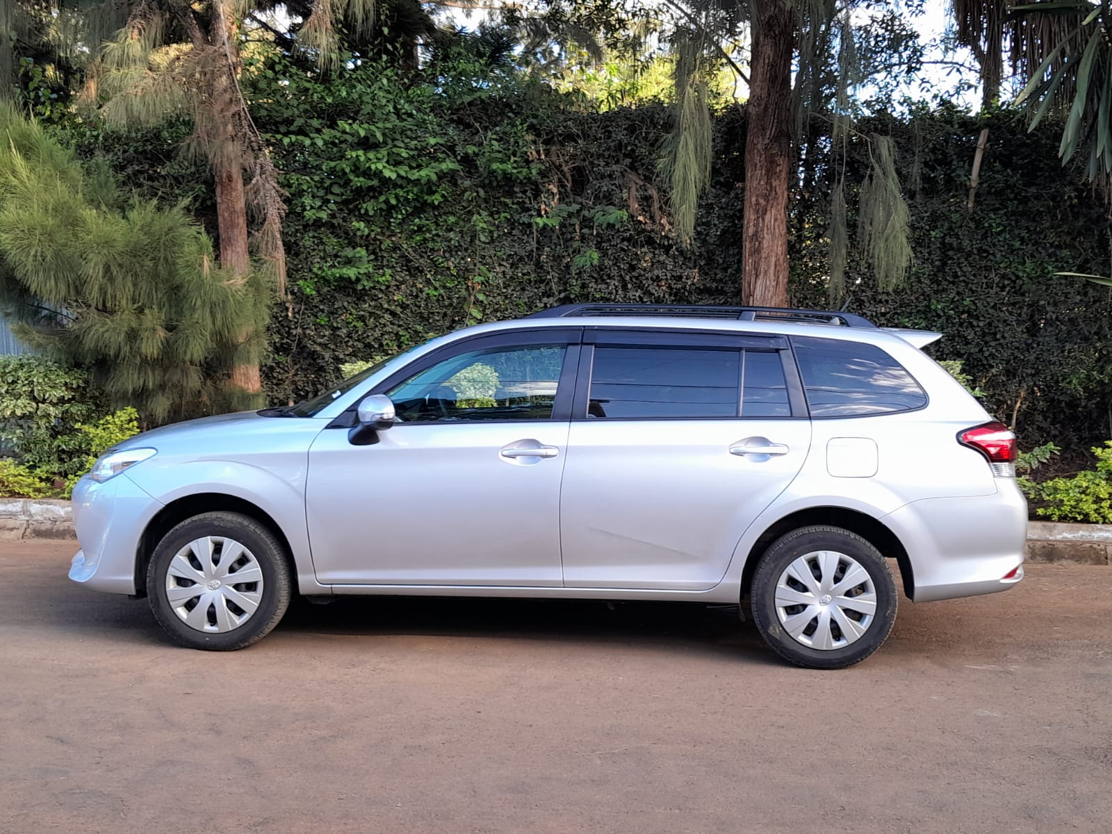 TOYOTA FIELDER NEWSHAPE 2017 – Roadscout Motors