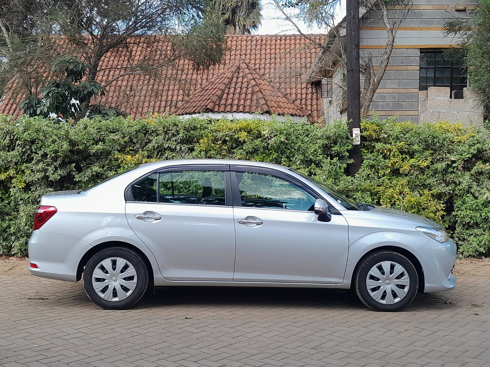 TOYOTA AXIO NEW SHAPE – Roadscout Motors