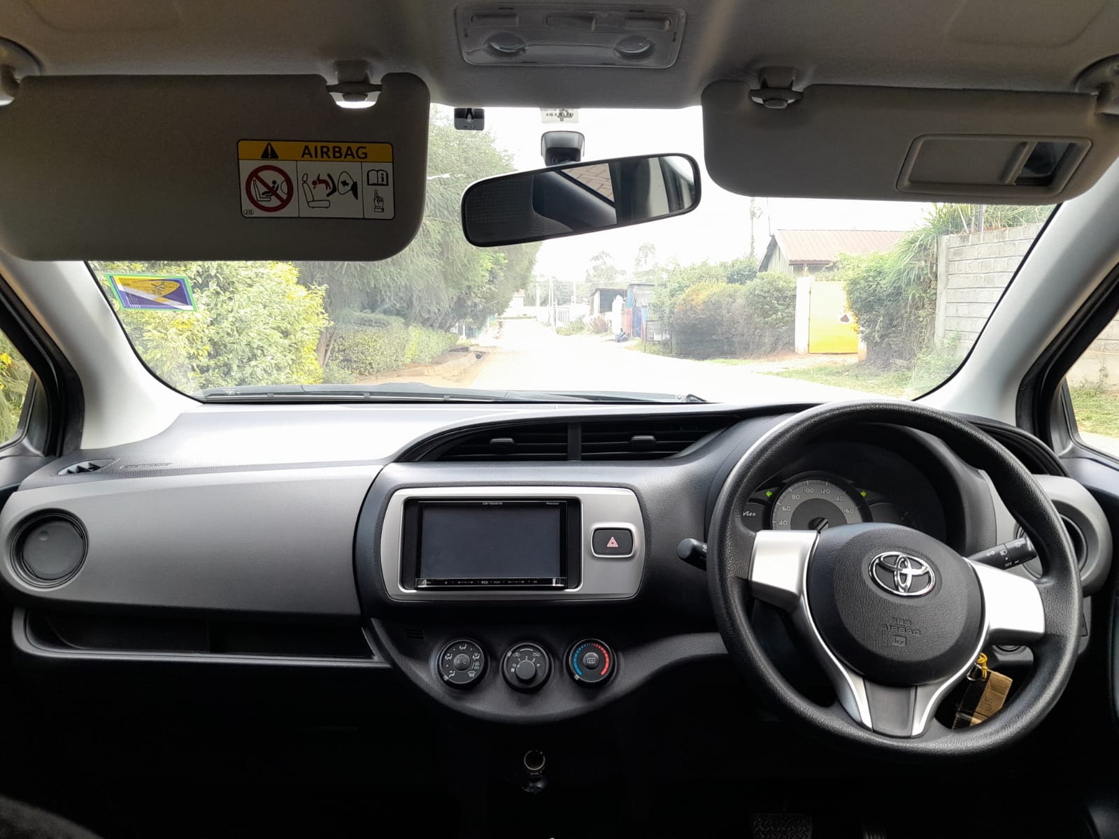 TOYOTA VITZ 1000CC – Roadscout Motors