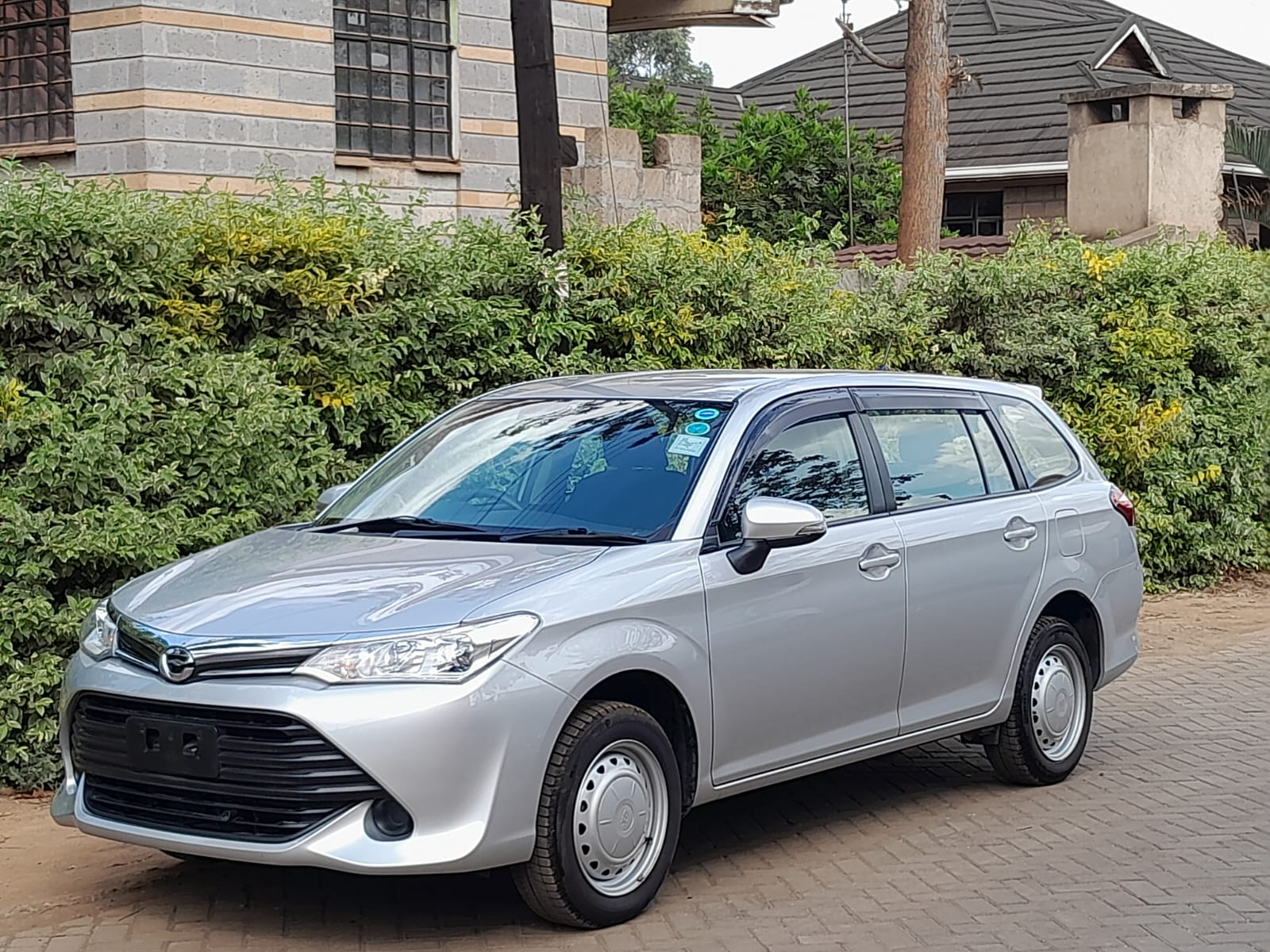 Toyota Fielder 2017 – Roadscout Motors