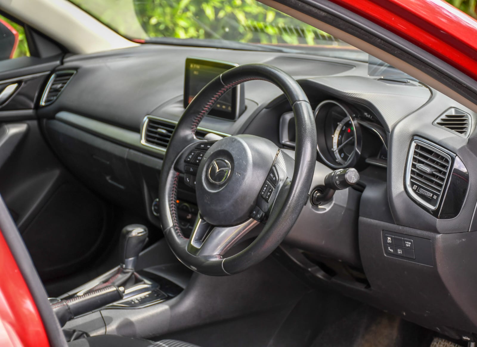 MAZDA AXELA SEDAN – Roadscout Motors