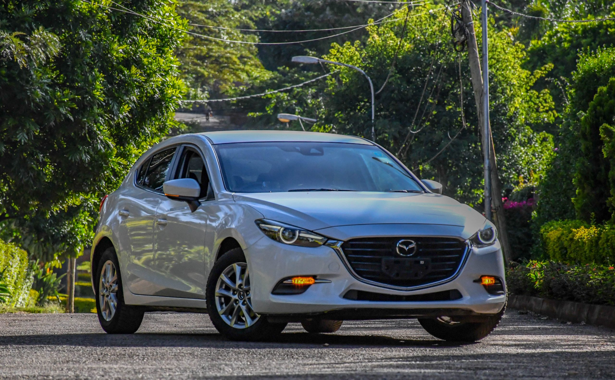 MAZDA AXELA DIESEL – Roadscout Motors