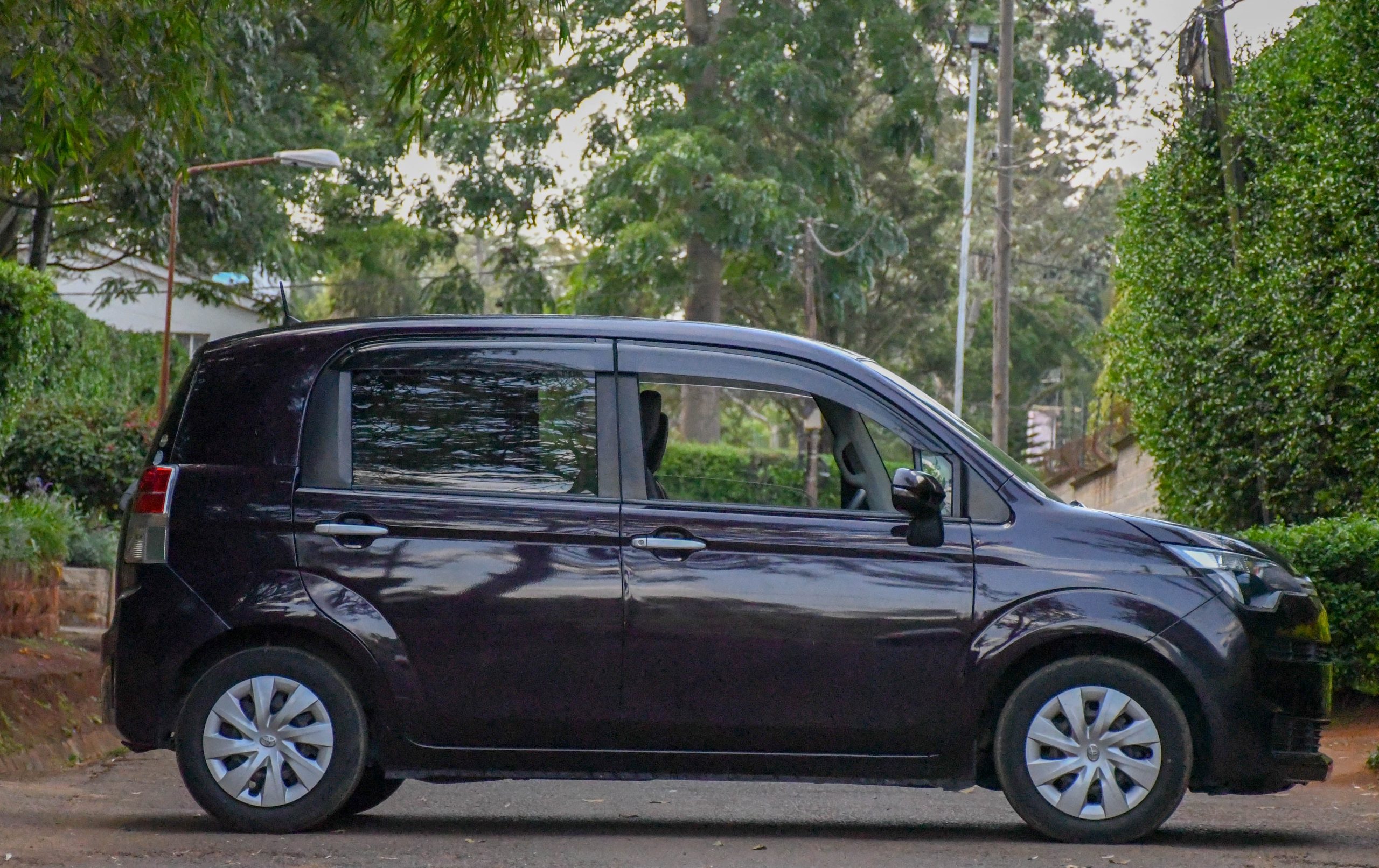 TOYOTA SPADE – Roadscout Motors