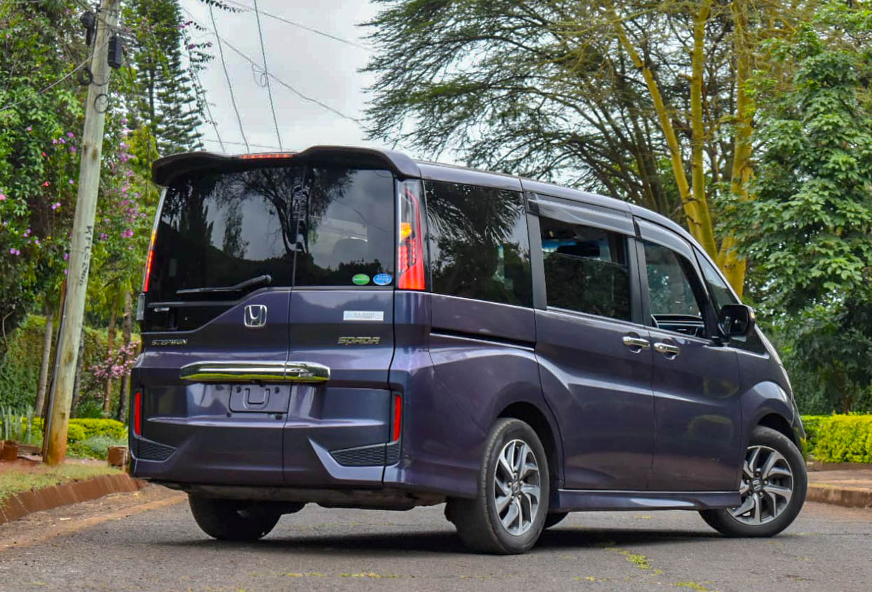 HONDA STEPWAGON SPADA – Roadscout Motors