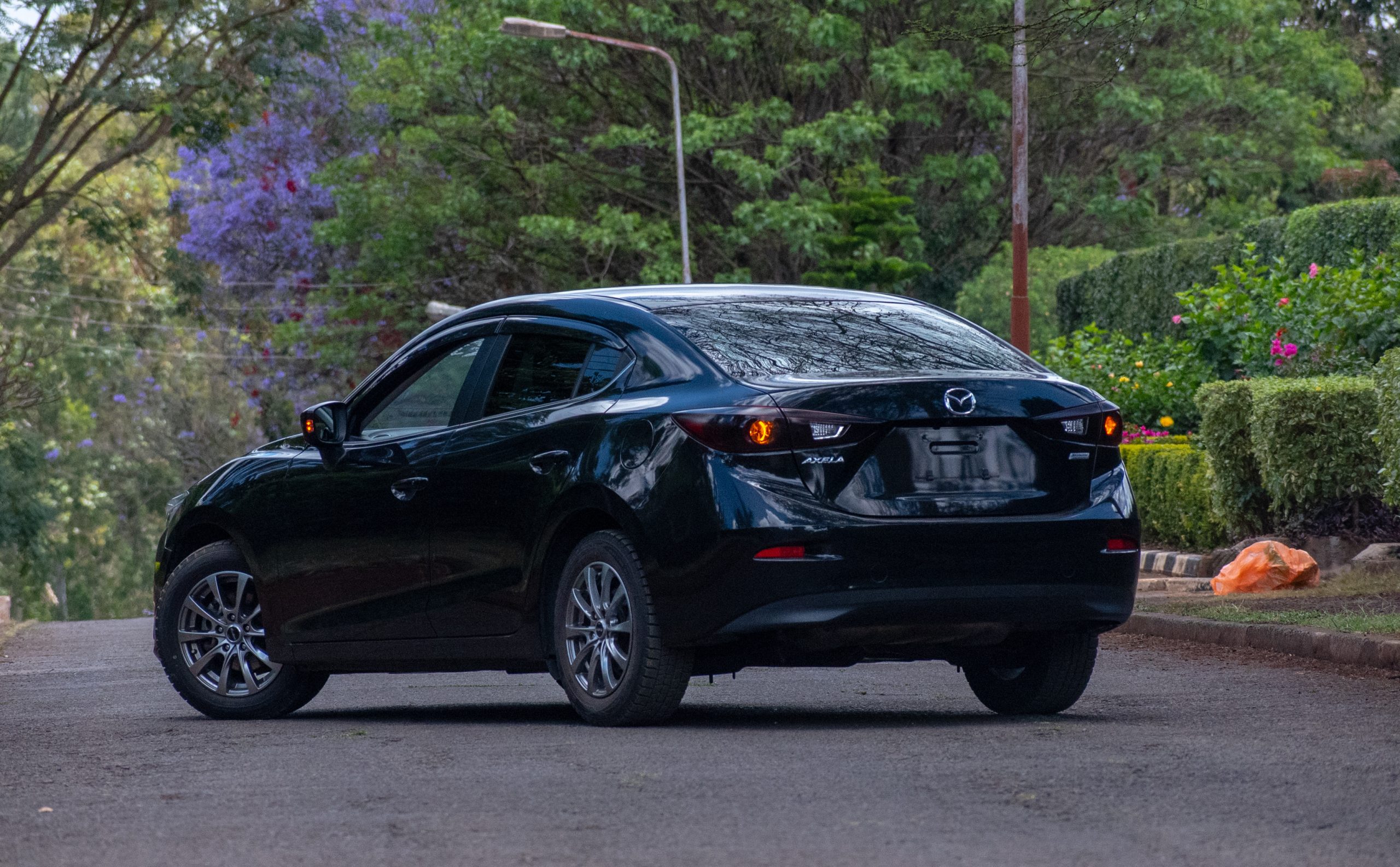 MAZDA AXELA SEDAN – Roadscout Motors