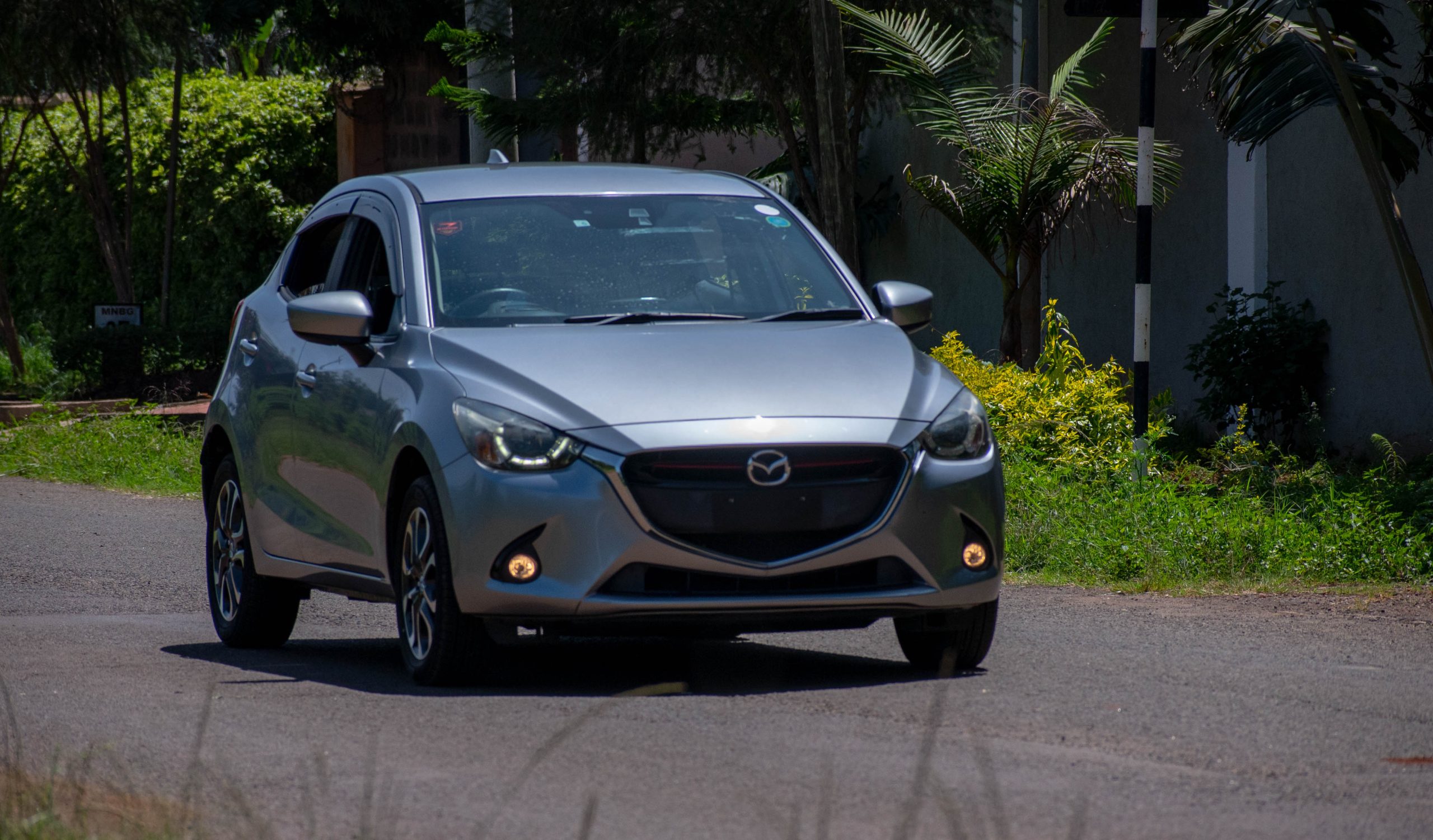 MAZDA DEMIO XDL AWD – Roadscout Motors
