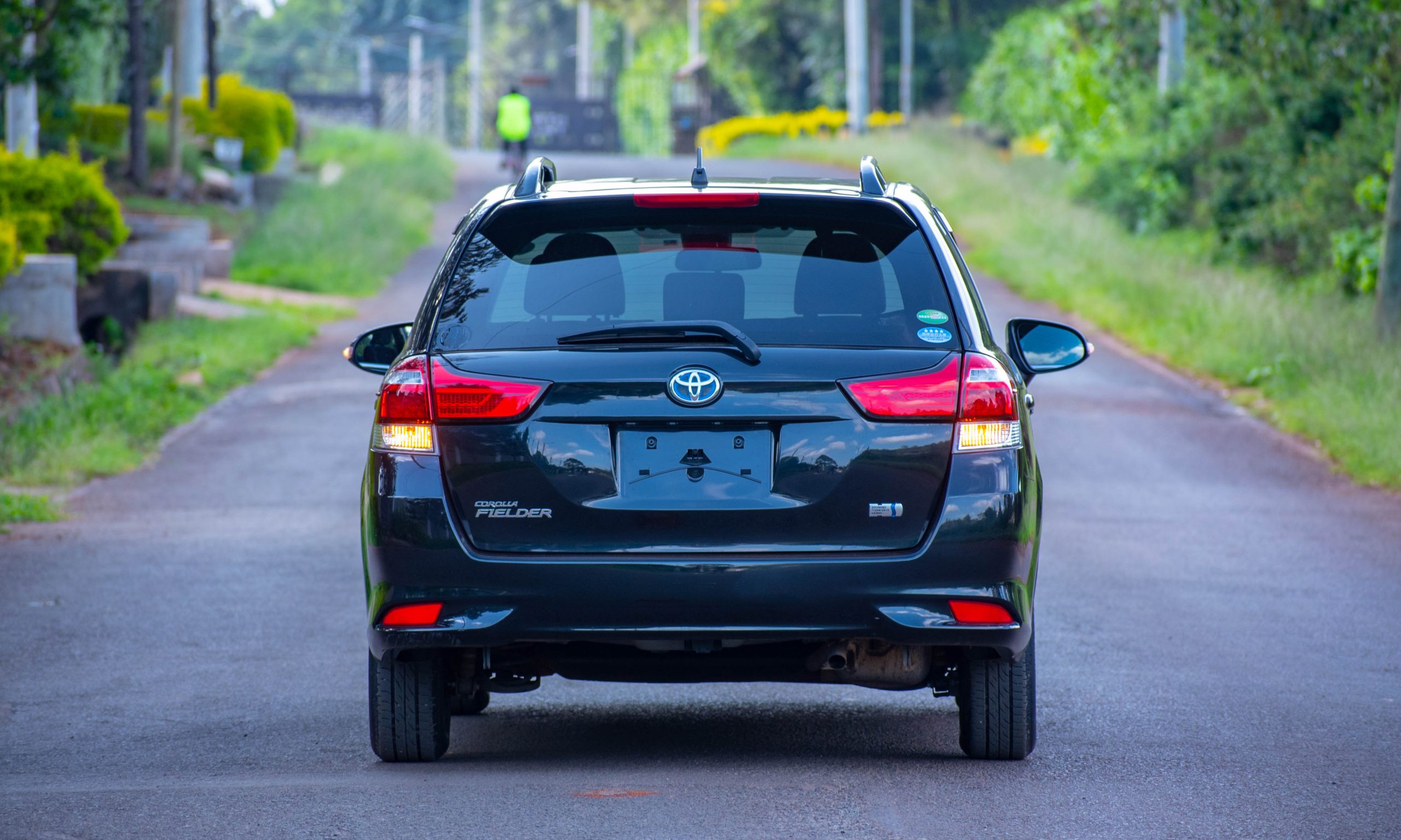 TOYOTA FIELDER HYBRID – Roadscout Motors