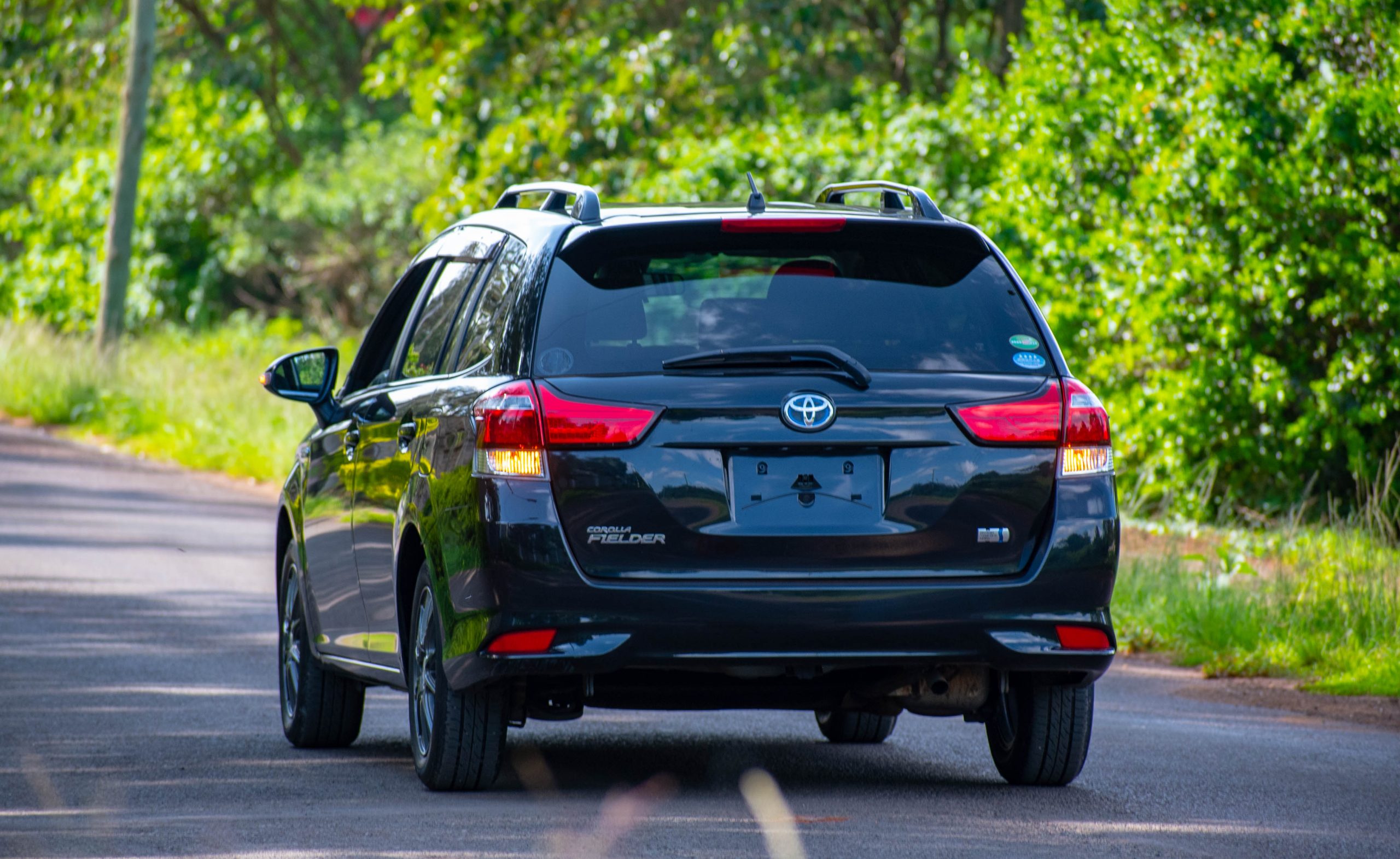 TOYOTA FIELDER HYBRID – Roadscout Motors